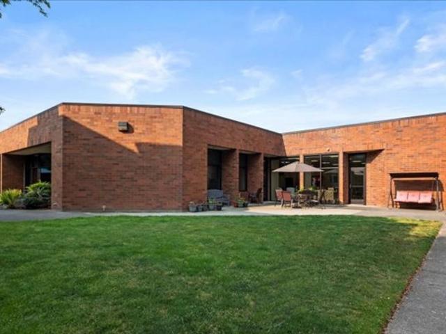 Life Manor Parkside Studio Apartment for Rent at 1601 S Union Ave, Tacoma, WA 98405 Central