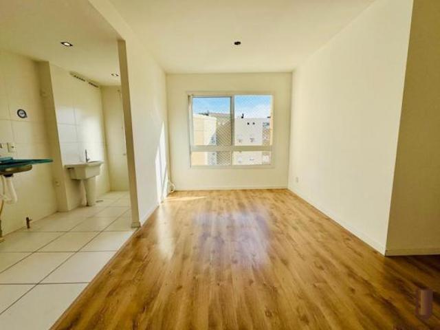 Life Park: Apartamento com churrasqueira, playground e piscina disp