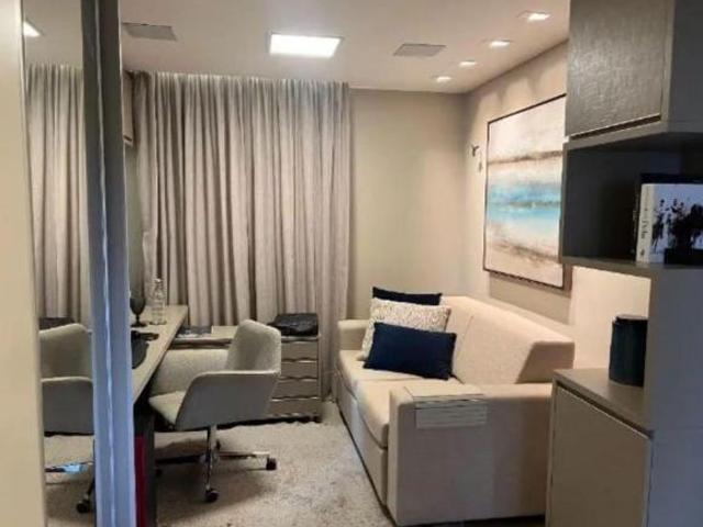 Life Resort de 2 quartos 63m2 e 2 vagas e REFORMADO