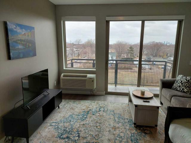 Liffey on Snelling 1 Bedroom Apartment for Rent at 304 Snelling Ave N, St. Paul, MN 55104 Snelling Hamline