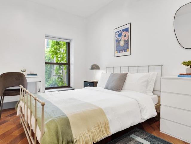 Light filled Bushwick apt! AVAIL NOW