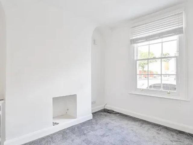 Lighterman Mews, Ratcliffe, London, E1 0NG, United Kingdom | 3 bed house for rent #139401719 | Rentberry