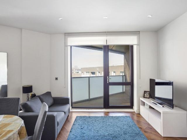 Lighterman Point E14, 1 bed flat to rent, £1,950 pcm | PrimeLocation