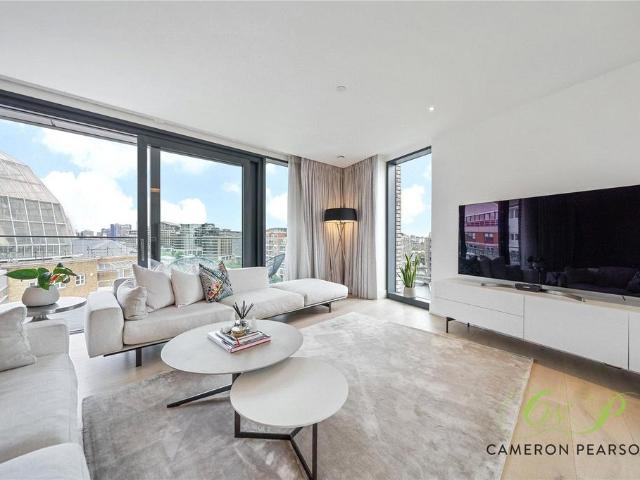 Lighterman Towers, Harbour Avenue. 3 bed apartment to rent £7,497 pcm £1,730 pw
