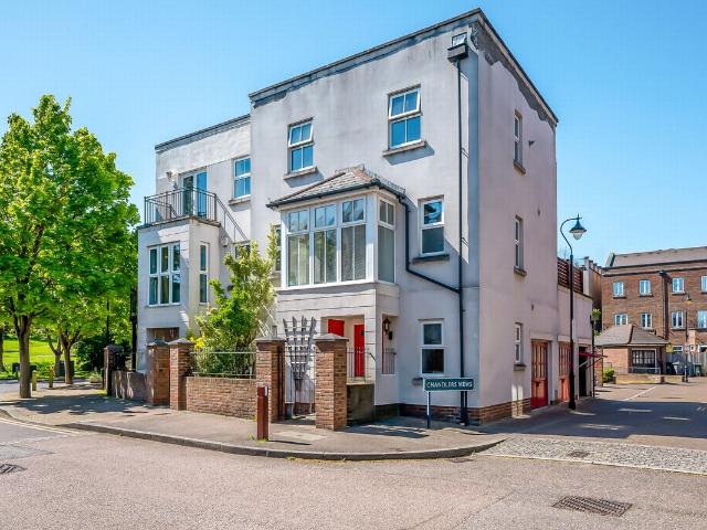 Lightermans Way, Ingress Park DA9, 3 bed terraced house to rent, £1,850 pcm | PrimeLocation