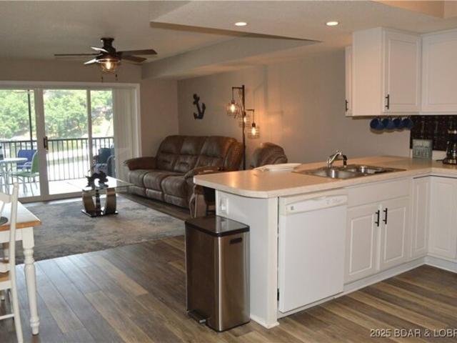 Lighthouse Rd Unit, Lake Ozark, Condo For Sale