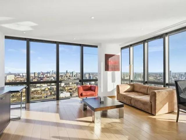 LightHouse Studio, 26 Hertsmere Road, London, E14 4AW, United Kingdom | 2 bed house for rent #168193383 | Rentberry