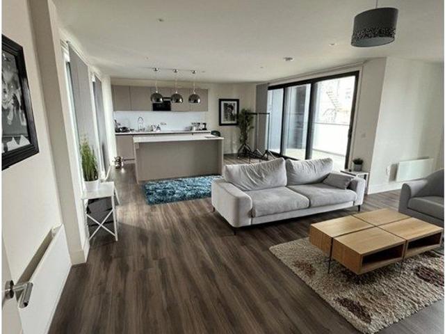 Lightwell, Birmingham B3, 2 bed flat to rent, £2,100 pcm | PrimeLocation