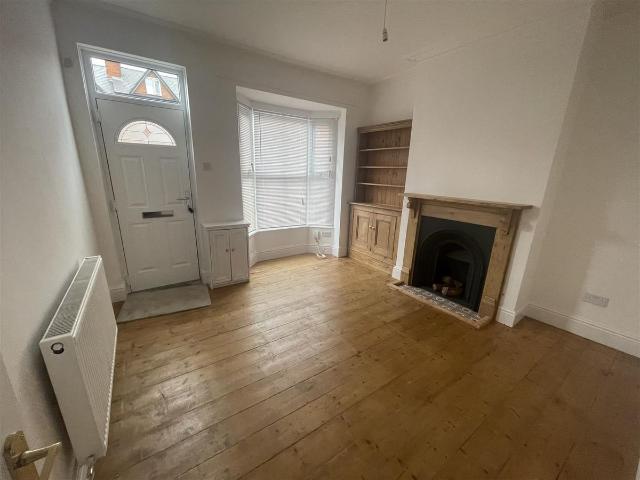 Lightwoods Road, Smethwick B67, 3 bed terraced house to rent, £1,250 pcm | PrimeLocation