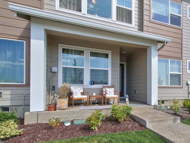 Like New Reed's Crossing Townhouse! Available Now!