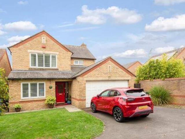 Lily Close, Bicester, 3 Bedroom Detached