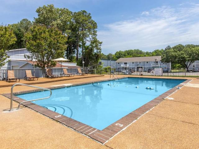 Lily Grace South Studio Apartment for Rent at 510 Central Dr, Chattanooga, TN 37421 Woodmore Dalewood