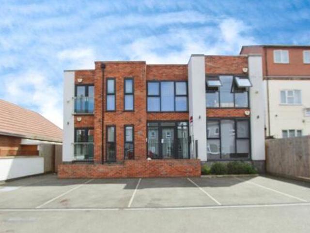 Lily Grove, Beeston, 2 Bedroom Flat