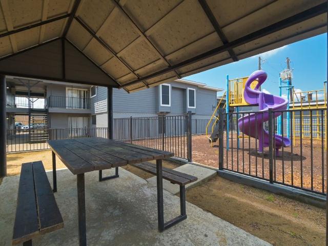 Lila Apartments 1 Bedroom Apartment for Rent at 3711 Dilido Rd, Dallas, TX 75228