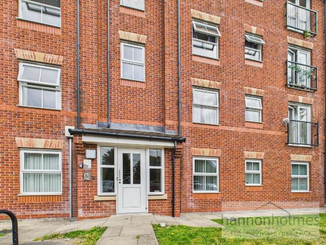 Lilac Gardens, Bolton BL3, 2 bed flat to rent, £895 pcm | PrimeLocation