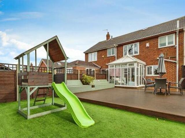 Lilac Road, Ormesby, 3 Bedroom Semi detached