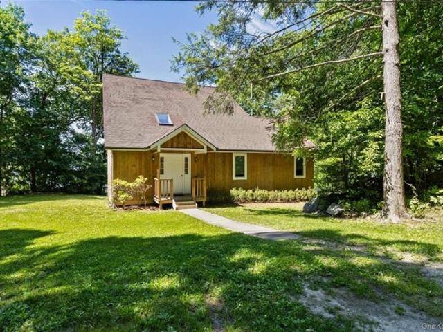 Lillian Rd, Mahopac, Home For Sale