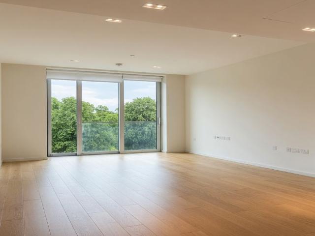 Lillie Square, London SW6, 2 bed flat to rent, £4,117 pcm | PrimeLocation