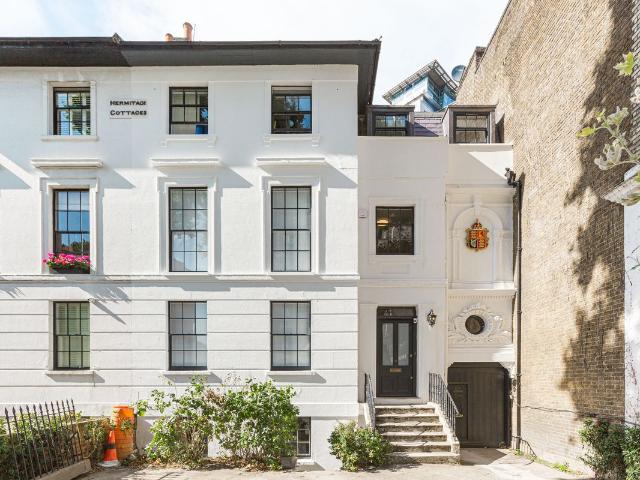 Lillie Road, West Kensington SW6, 2 bed flat to rent, £2,750 pcm | PrimeLocation