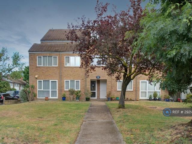 Lilliput Court, London, SE12 1 bed flat to rent £1,550 pcm £358 pw