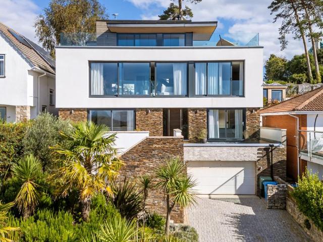 Lilliput, Poole, Dorset 5 bed detached house to rent £8,250 pcm £1,904 pw