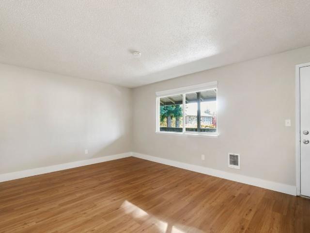 Lilly Apartments 2 Bedroom Apartment for Rent at 510 Lilly Rd Se, Olympia, WA 98501