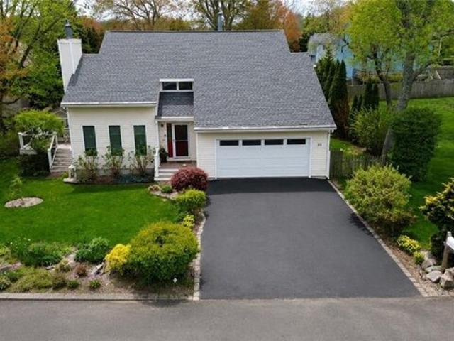 Lilly Ln, Narragansett, Home For Sale