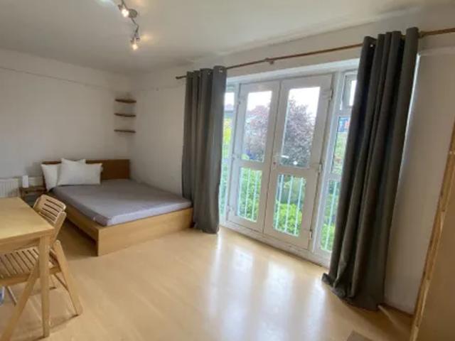 Lister Court, London, N16 0JX, United Kingdom | Room for rent #168150341 | Rentberry