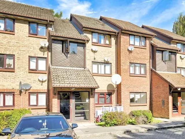 Lister Court, Pasteur Close, London, NW9 5HQ, United Kingdom | 1 bed apartment for rent #167773675 | Rentberry