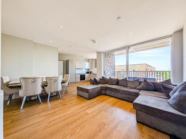Lister House, Plough Lane, London 1 bed flat to rent £2,500 pcm £577 pw