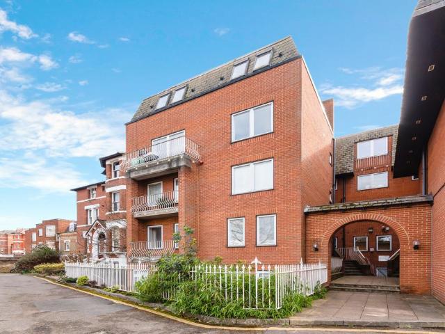 Listergate, Putney SW15 1 bed apartment to rent £1,800 pcm £415 pw