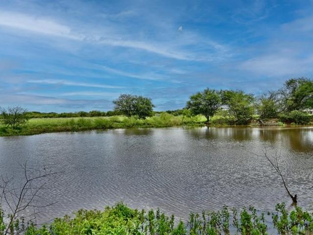 Lisa Mae Rd, Bellville, TX 77418