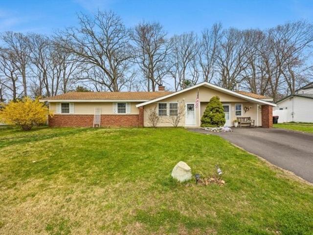 Lisa Dr, Brockton, Home For Sale