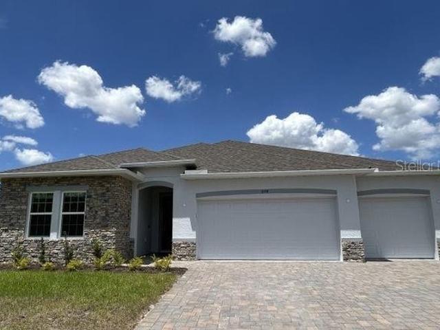 Lisa Dr, Tavares, FL 32778