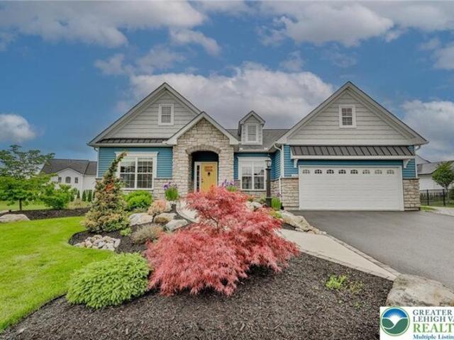 Lisa Ln, Palmer Township, Home For Sale