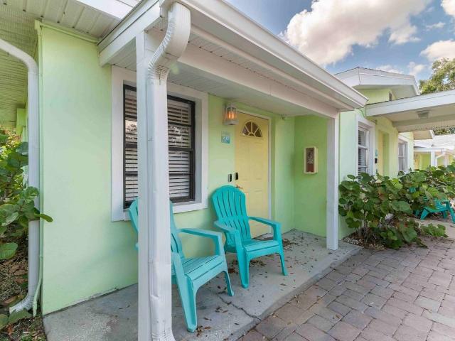 Lisa's Court LLC Studio Apartment for Rent at 380 3rd St S, Safety Harbor, FL 34695