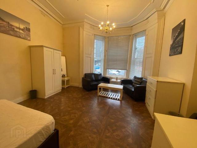 Lisburn Road, Room 3, Most Bills Included, Belfast, BT9 6BT