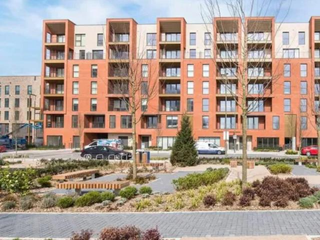 Lismore Boulevard, London, NW9 4DD, United Kingdom | 1 bed apartment for rent #168075500 | Rentberry