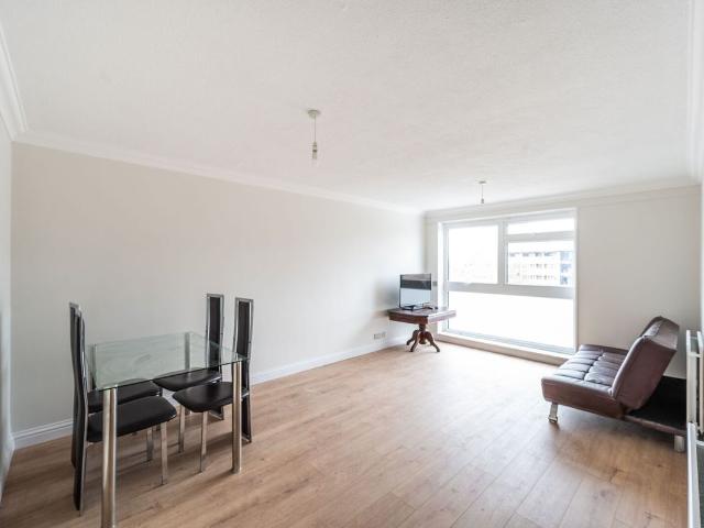 Lisson Grove, Marylebone, London NW1, 3 bed flat to rent, £3,770 pcm | PrimeLocation