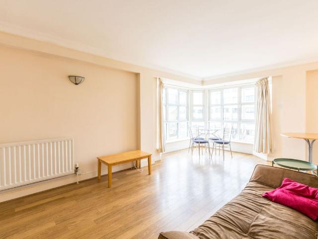 Lisson Grove, St John's Wood, London NW8, 2 bed flat to rent, £3,142 pcm | PrimeLocation