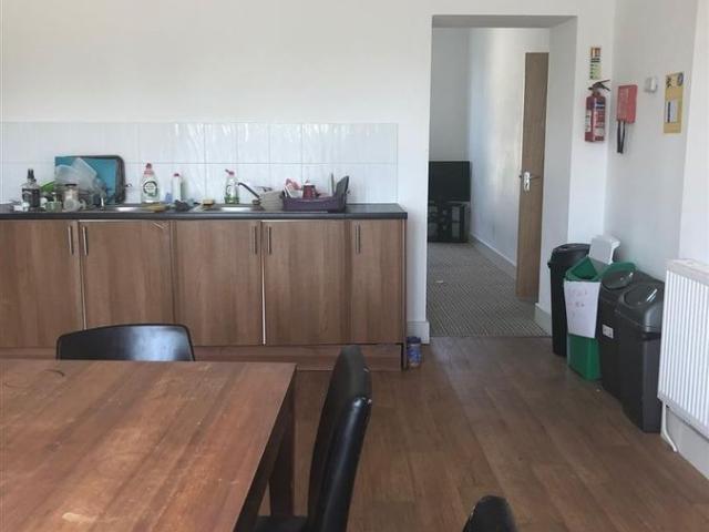 Lisson Grove, Plymouth PL4, 6 bed flat to rent, £588 pcm | PrimeLocation