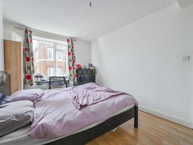 Lisson Street, Marylebone, London, NW1 2 bed flat to rent £2,800 pcm £646 pw