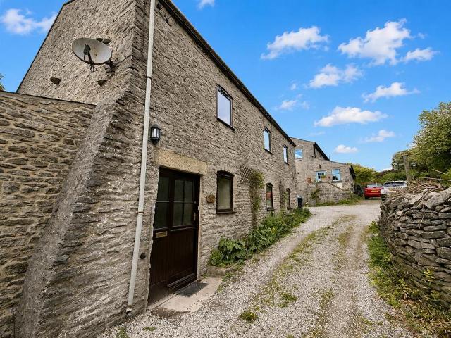 Litton, Derbyshire 3 bed cottage to rent £1,275 pcm £294 pw