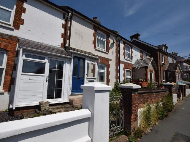 Little Common Road, Little Common TN39, 2 bed terraced house to rent, £1,150 pcm | PrimeLocation