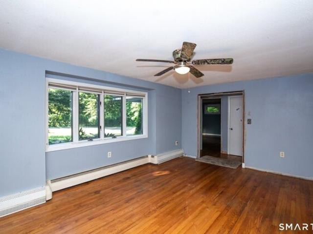 Little City Rd, Killingworth, Home For Sale