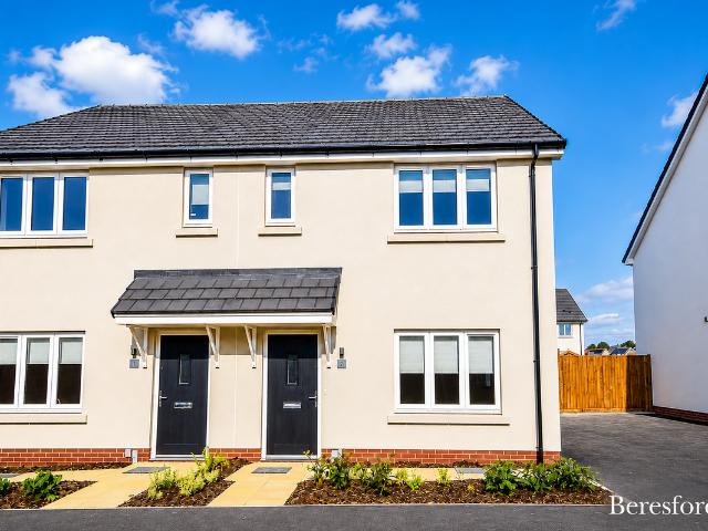 Little Clobbs Mead, Little Dunmow CM6, 3 bed semi detached house to rent, £2,100 pcm | PrimeLocation