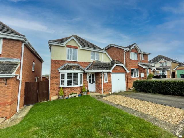 Little Close, Bozeat NN29, 3 bed detached house to rent, £1,450 pcm | PrimeLocation