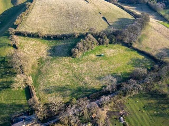 Little Barn, Ascott, Land For Sale