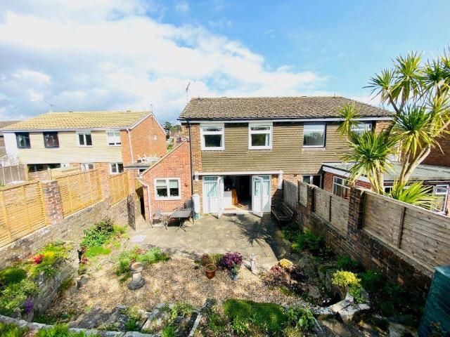 Little Breach, Chichester 3 bed house to rent £1,425 pcm £329 pw