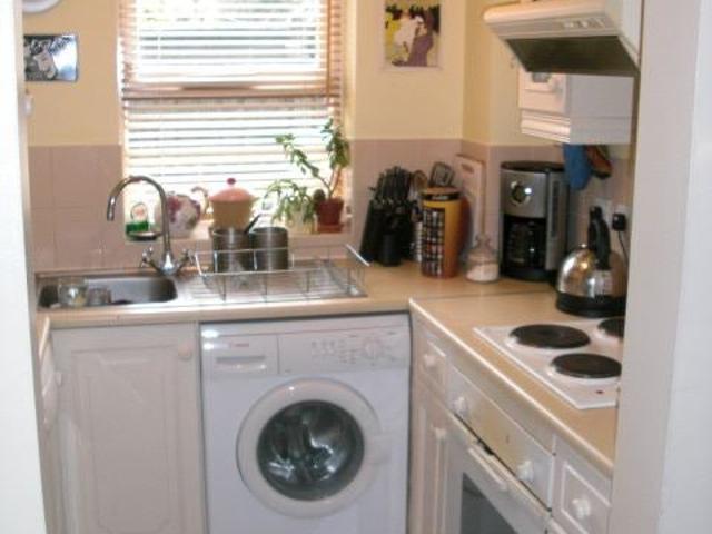 Little Gem: 1 bed house with private patio garden